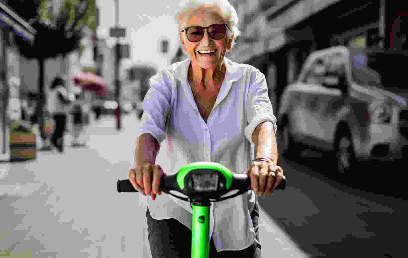 How To Choose The Best eBike Accessories For Senior Riders - PMH Motor